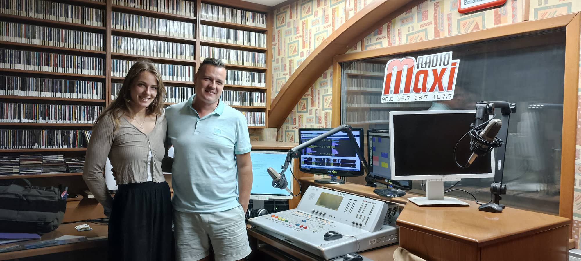 V studiu radia Maxi nas je obiskala nova Medena kraljica Slovenije ...